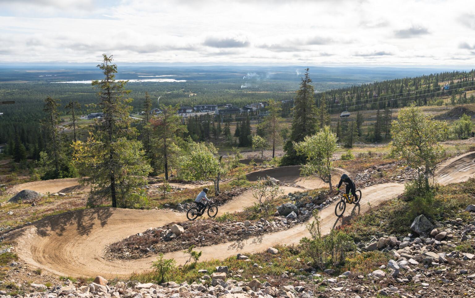 Laskettelu Ylläksellä, Lapissa - Yllas.fi